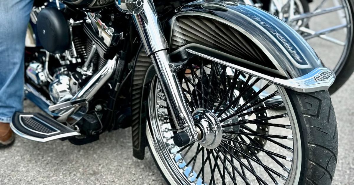 5 Advantages of Spoked Motorcycle Wheels